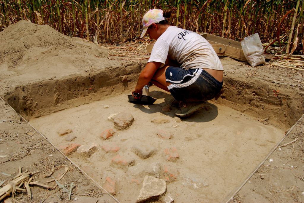 Colonial Encounters: The Lower Potomac River Valley, 1500-1720 AD