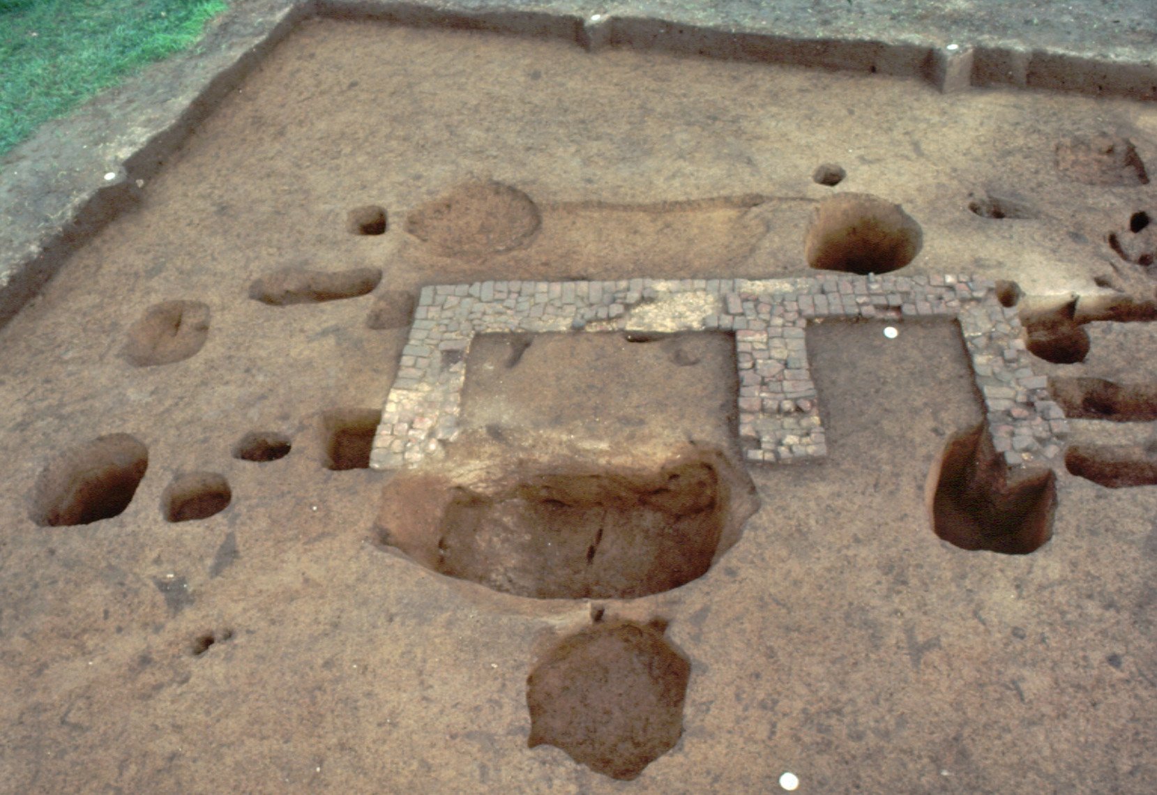 Colonial Encounters: The Lower Potomac River Valley, 1500-1720 AD